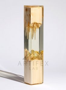 Torn Lamp Vertical – Artifex Lab